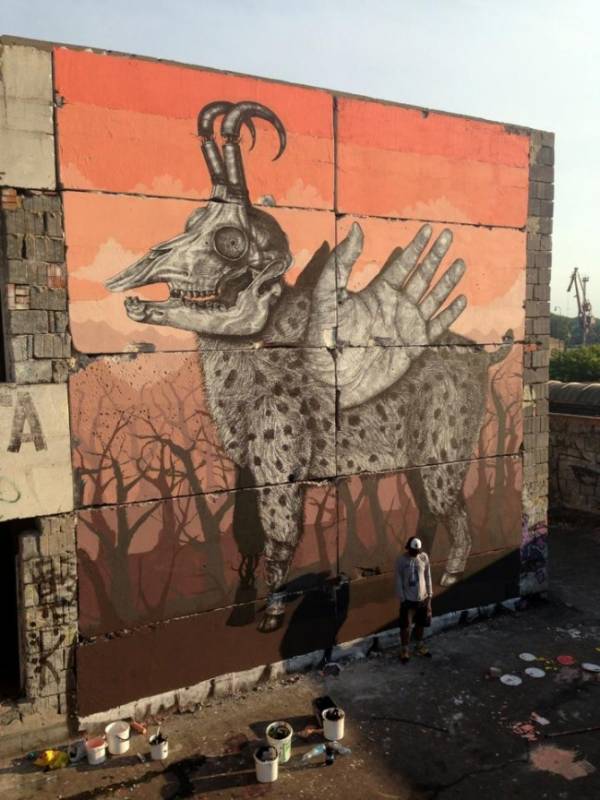 Alexis Diaz - Street Art Avenue