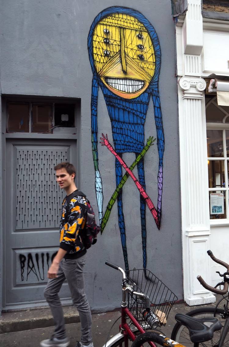 Bault /// Bestiaire fantastique et coloré sur Hanbury, Londres