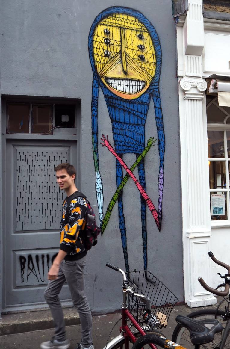 Bault /// Bestiaire fantastique et coloré sur Hanbury, Londres